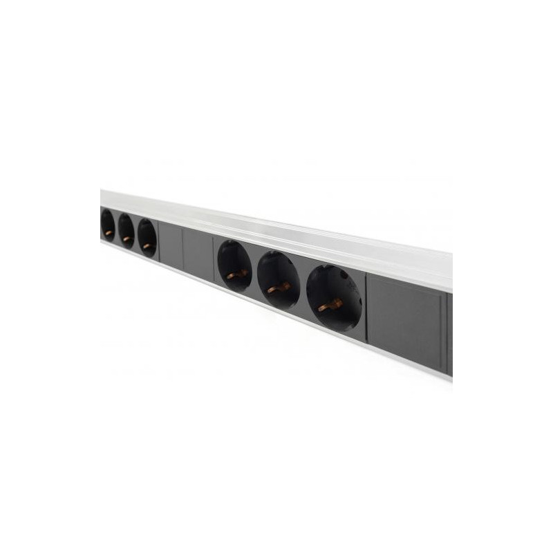 DIGITUS Power strip with aluminum profile and 18-way outlet - PROXNet